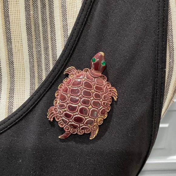 Ultra | Jewelry | Vintage Ultra Jewelry Turtle Pin With Green Eyes ...